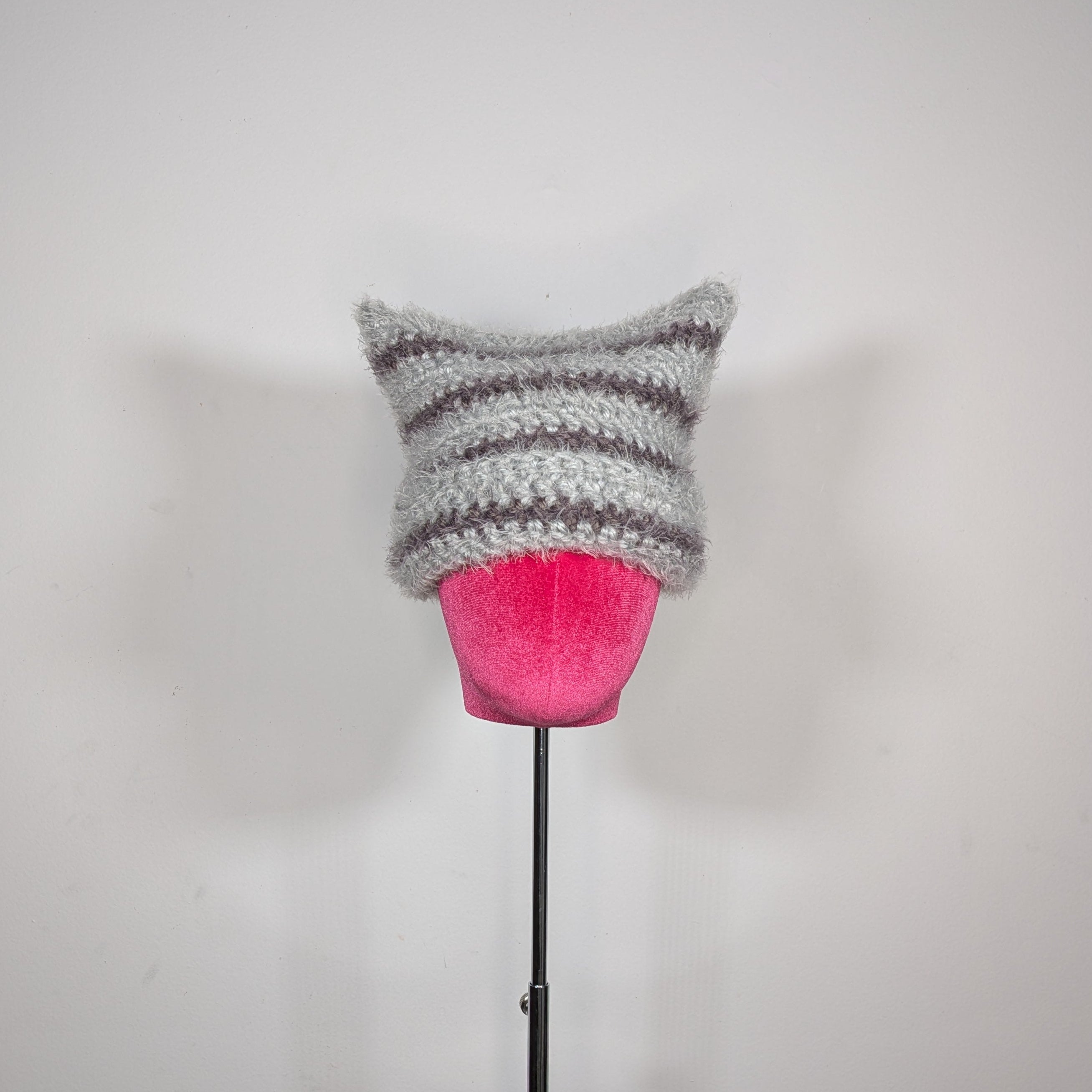 Fuzzy Striped Cat Hat – Vandal Yarnz